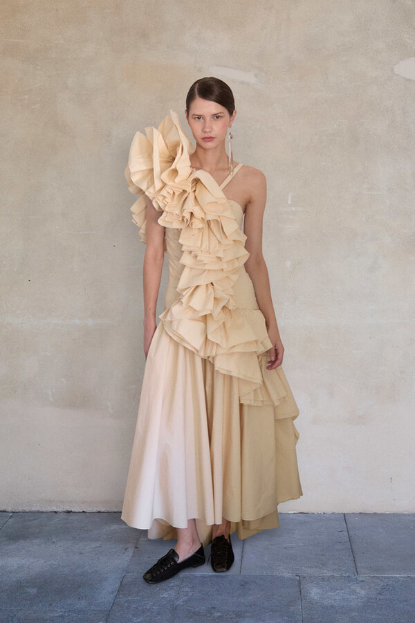Romeo Gigli Spring Summer 2026 Lookbook | Photos, Review and Videos ...